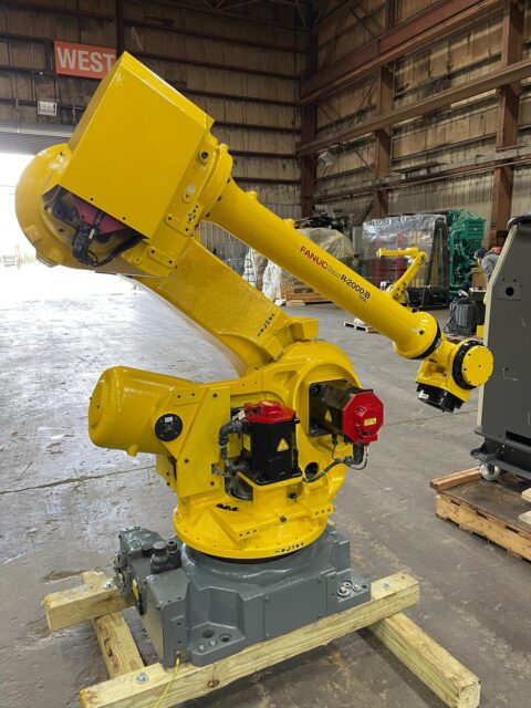 FANUC R-2000iB/125L | Fanuc R2000 series | Universal Robotic Inc