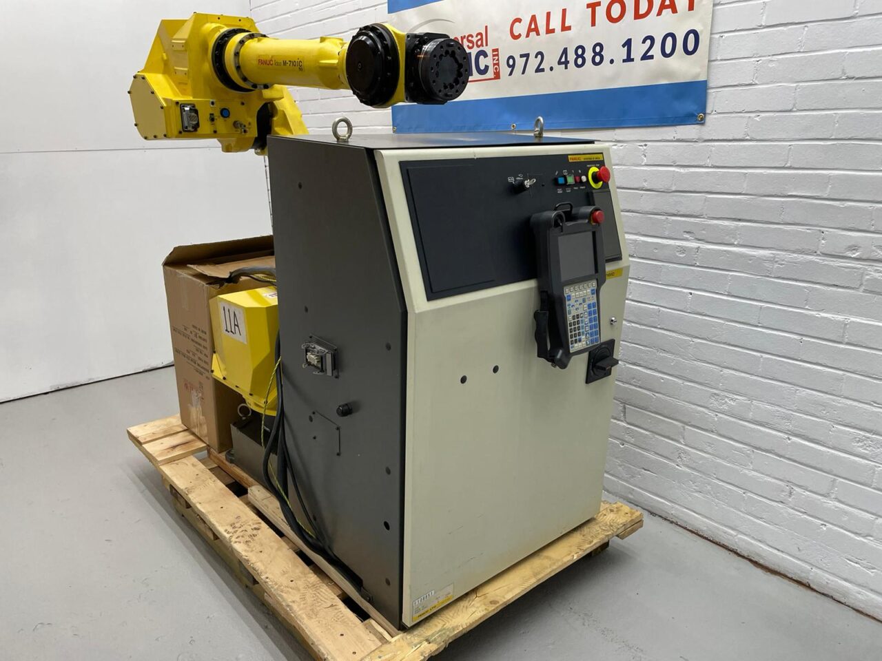 FANUC M-710iC/50 | Universal Robotic Inc