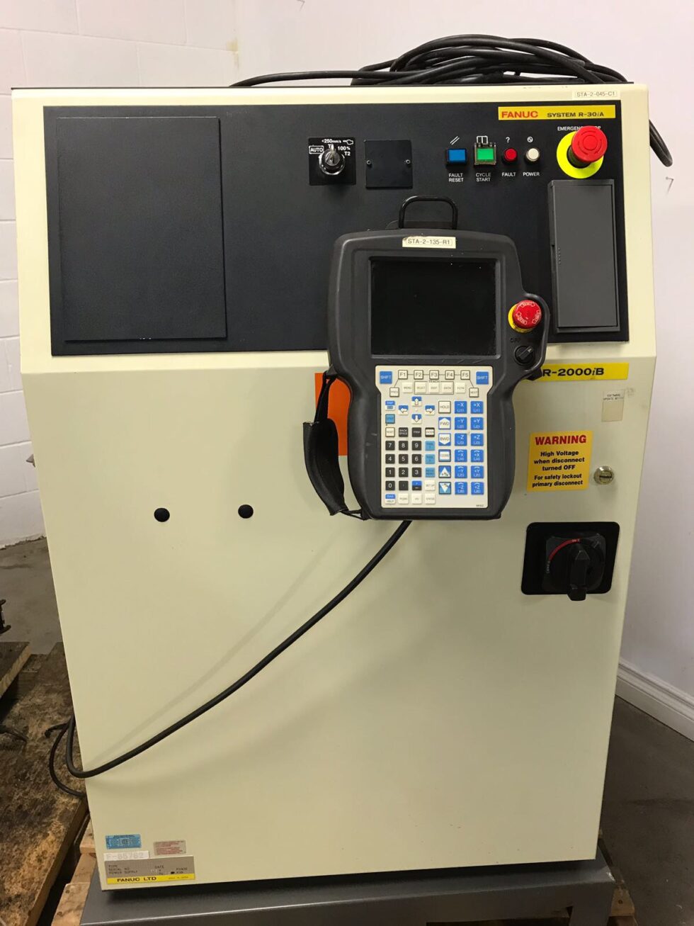 FANUC R-2000iB/210F | Universal Robotic inc