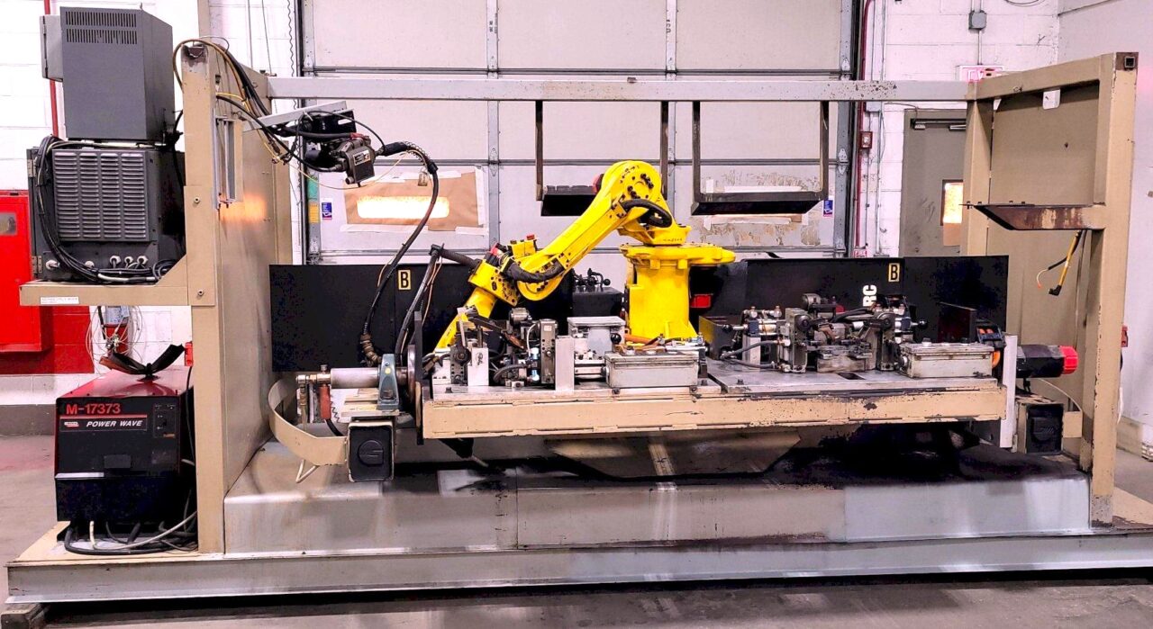 Genesis Versa RC3L Turntable Robotic Welding cell