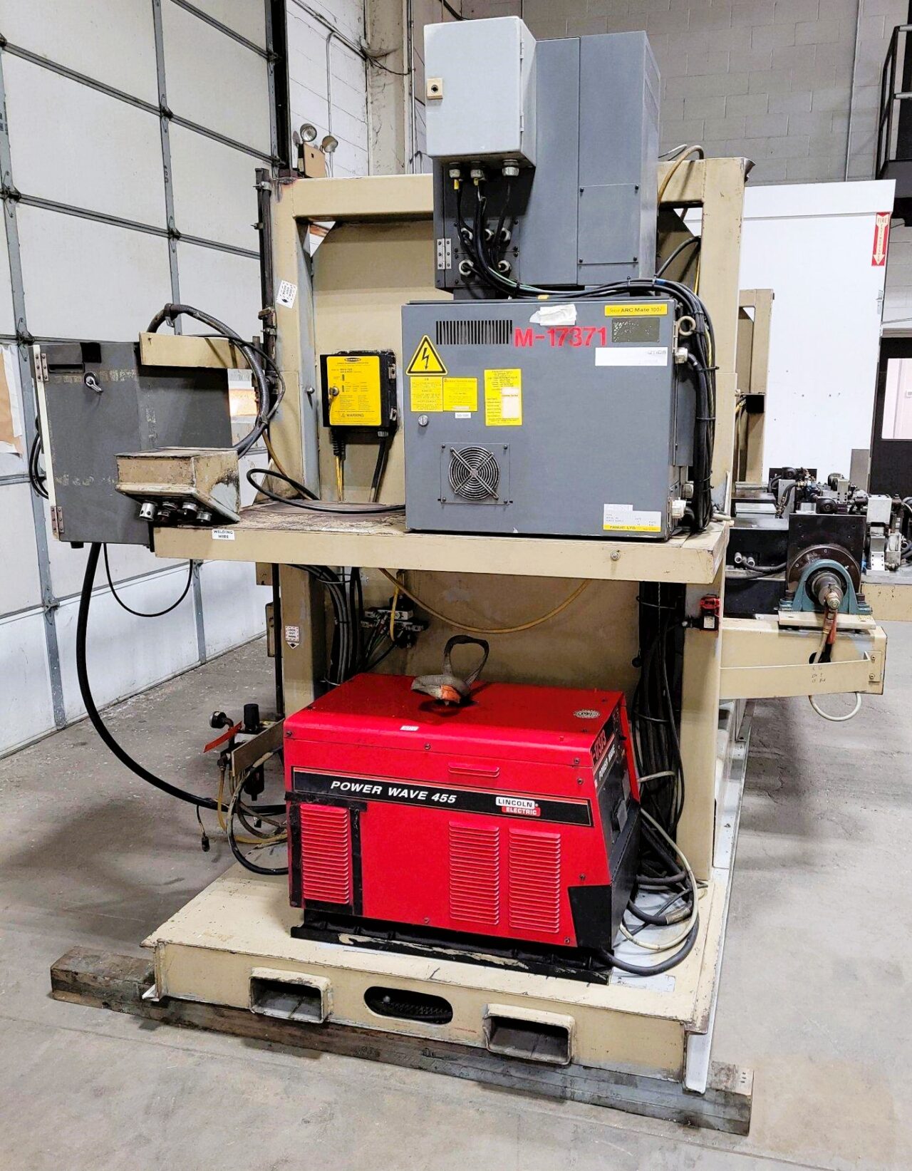 Genesis Versa RC3L Turntable Robotic Welding cell