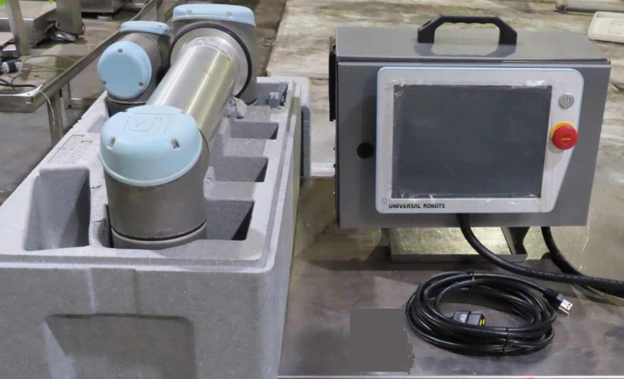 Universal Robots UR10 | Industrial Robot | Universal Robotic Inc