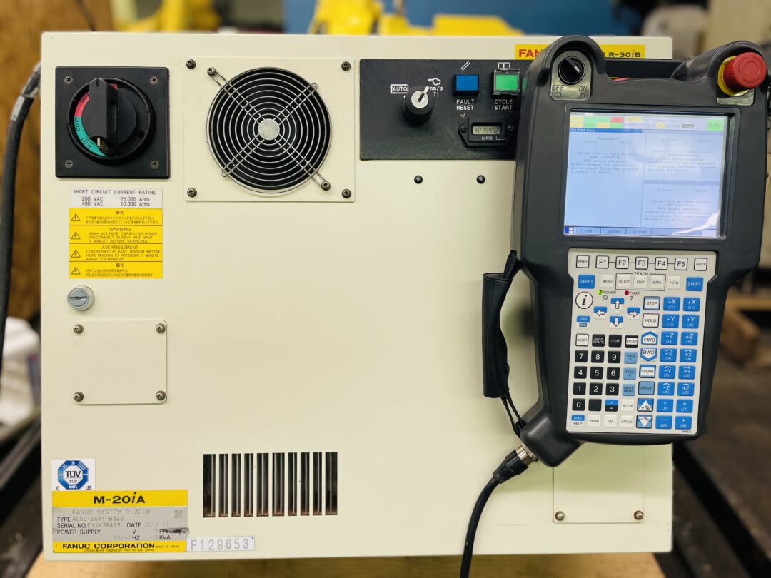 Fanuc M-20iA/20M | Industrial Robot | Universal Robotic Inc